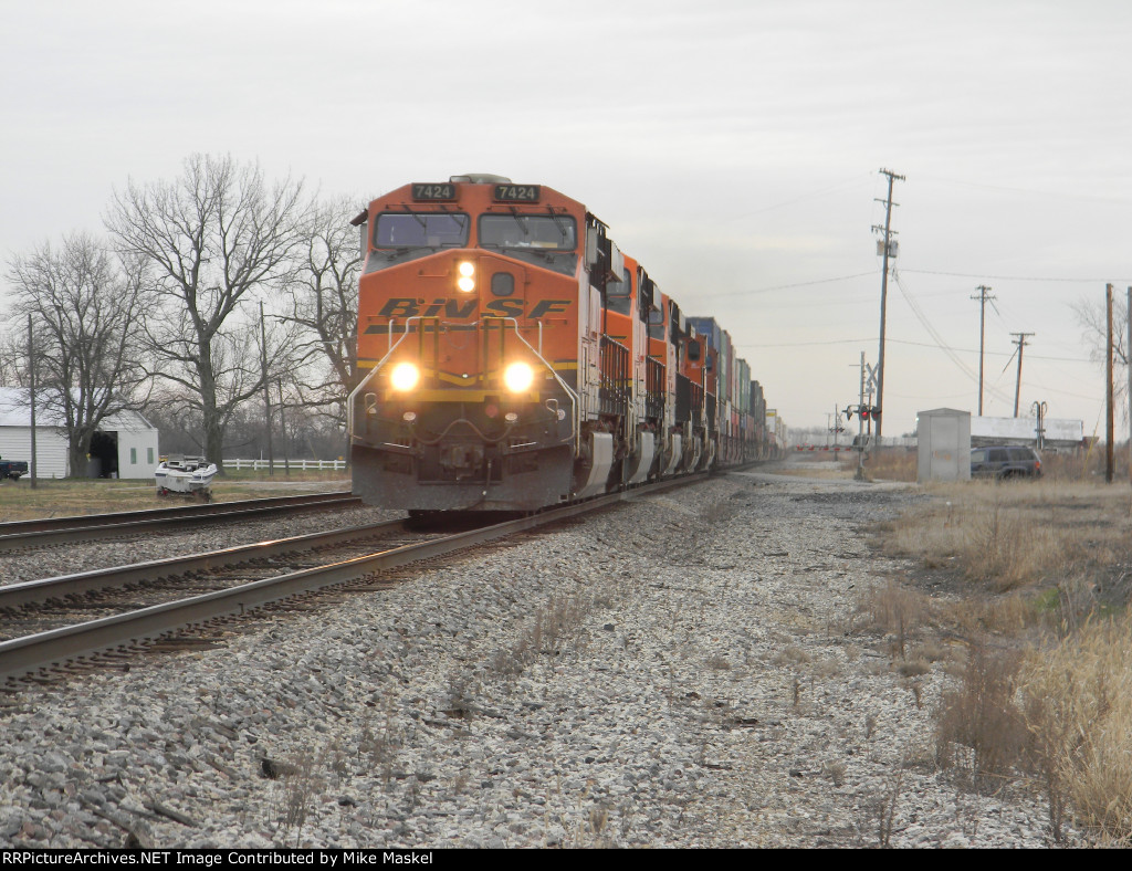 BNSF 7424